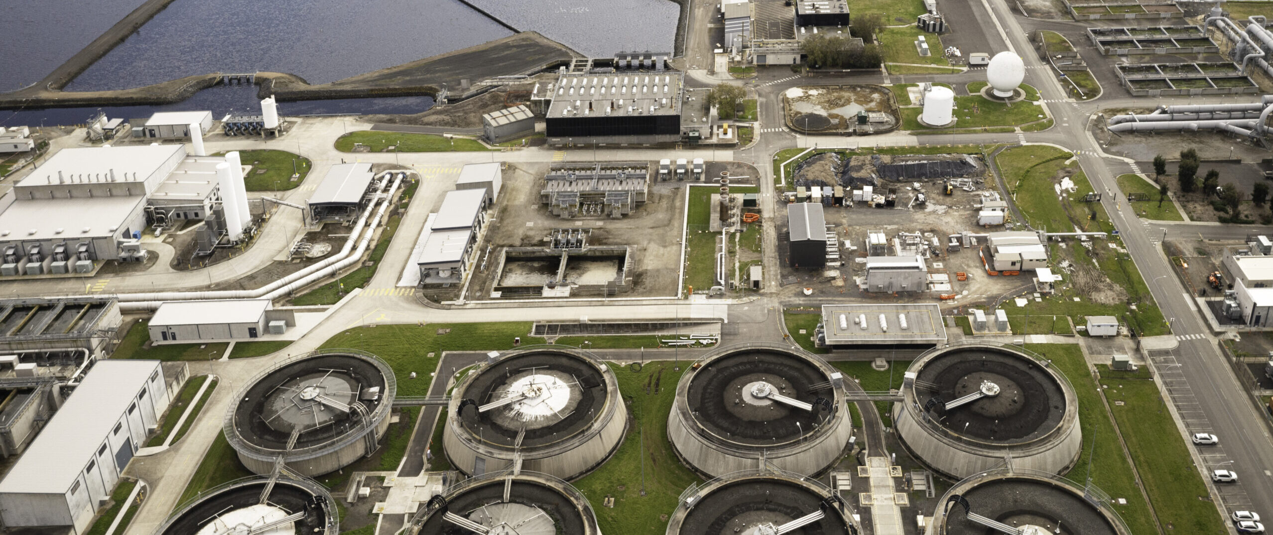 ESG transforms Malaysia's industrial and logistics market | JLL